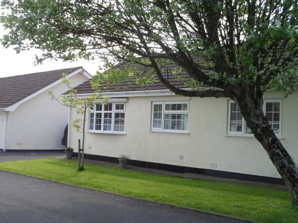 35 Gower Holiday Village With Seasonal Pool - Rhossili