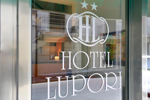 Hotel Lupori - Viareggio