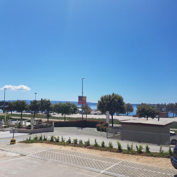 Adela Apartments - Beach ŽNjan Split - Split