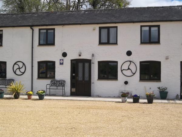 2 Barge Cottage - Swaffham