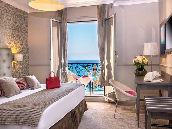Hôtel Le Royal Promenade Des Anglais - Carros