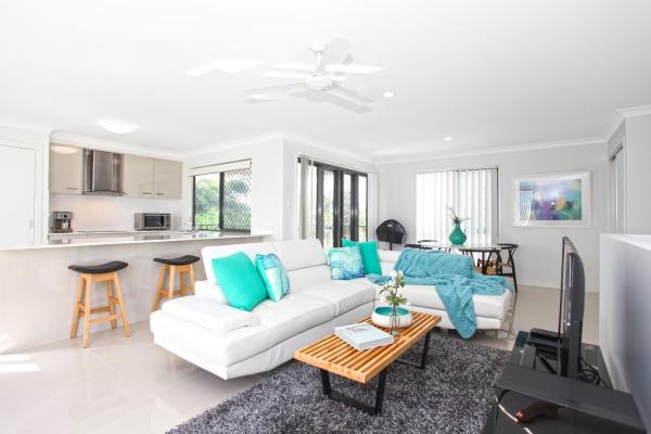 Beach Breeze Holiday Home - Mackay