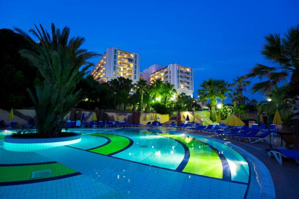 Fantasia Deluxe Hotel - Kuşadası