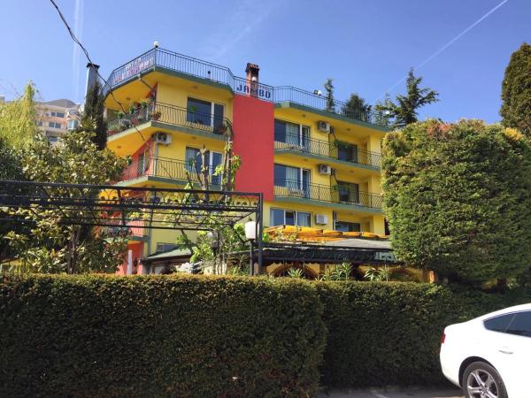 Hotel Jambo - Saints Constantine and Helena