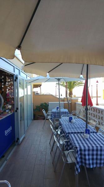 Hostal Cubelles - Cubellas