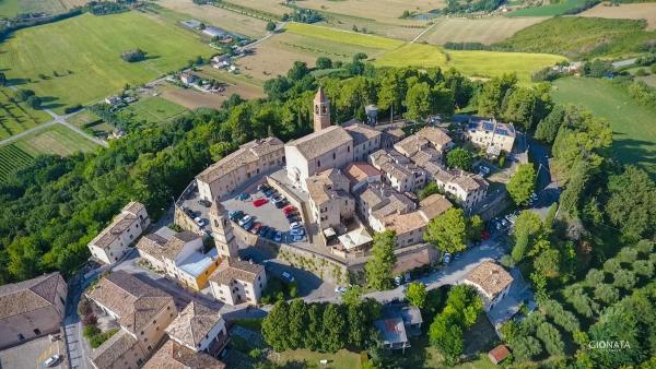 Albergo Diffuso Borgo Montemaggiore - Marche
