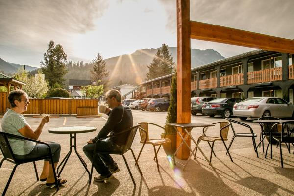 Crystal Springs Lodge - Radium Hot Springs