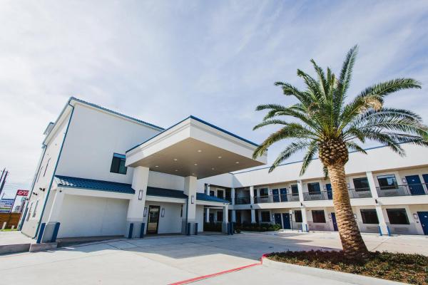 Palace Inn Blue Us-59 & Gessner - Houston, TX