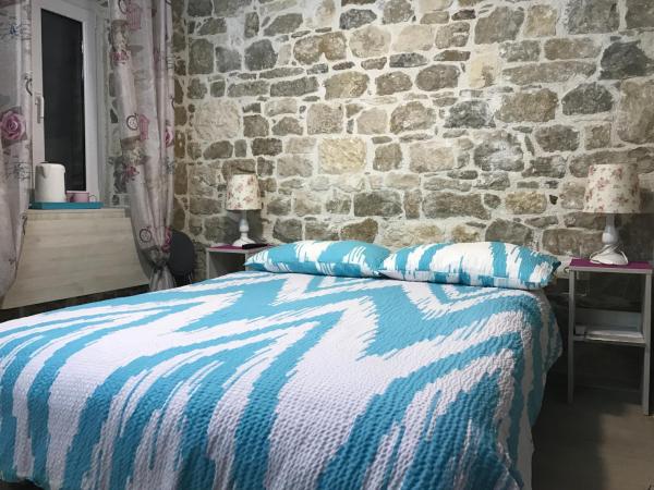 Room N&m - Diocletians Palace - Split