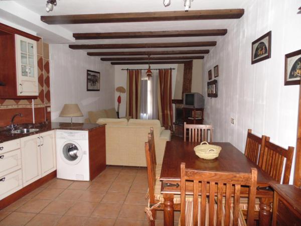 Apartamentos Rurales La Muralla Ii - Spain
