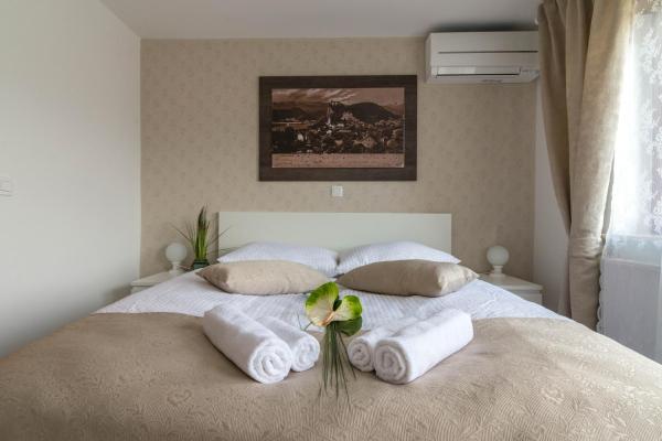 Apartments & Rooms Aleksandra - Bled