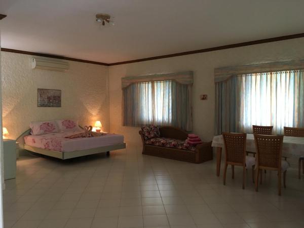 Peaceful Homestay - Phuket