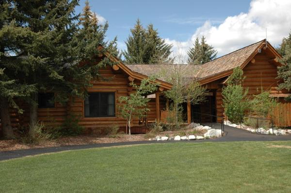 The Hatchet Resort - Emma Matilda Lake, WY