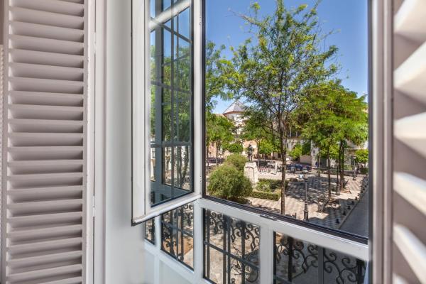 Apartamentos Plaza Pilatos - Dos Hermanas