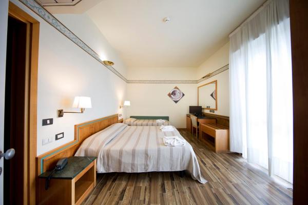 Hotel Marina Bay - Riccione
