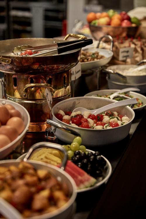 Sir Adam Hotel Review, Amsterdam | Travel