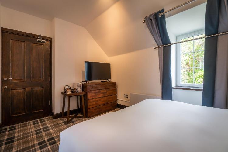 Edinbane Lodge Hotel Review, Skye, Scotland | Telegraph Travel