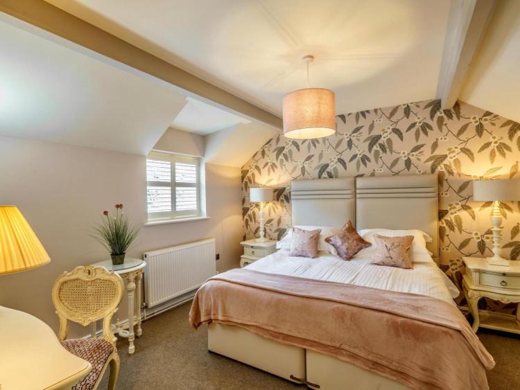 The Pheasant Inn Hotel Review, Higher Burwardsley, Cheshire | Telegraph ...