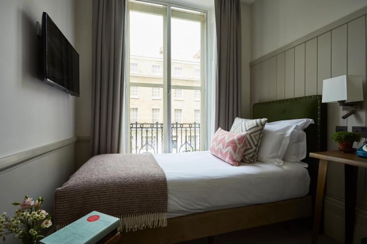 Lime Tree Hotel Review, Victoria, London | Telegraph Travel