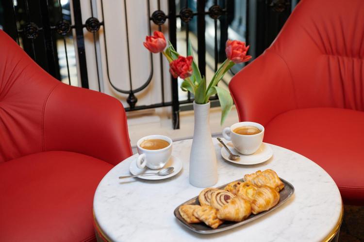 The Dilly Hotel Review, London | Telegraph Travel