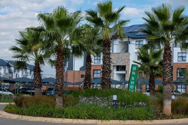 The Blyde Riverwalk estate, Crystal Lagoon in City of Tshwane ...