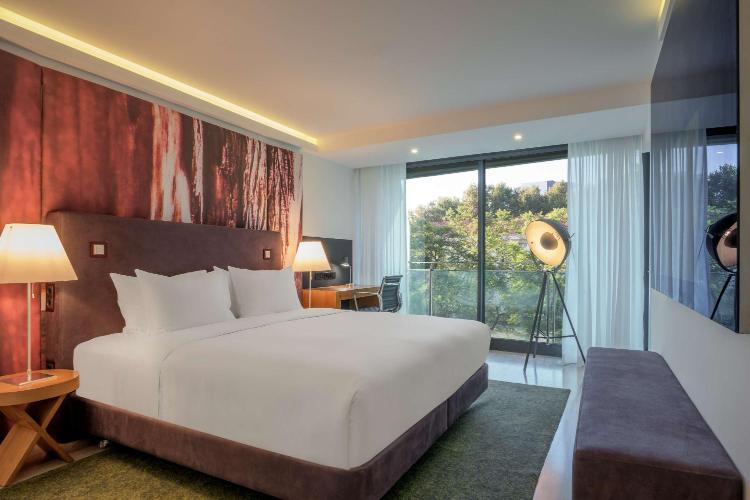DoubleTree by Hilton Lisbon – Fontana Park Hotel Review, Portugal ...