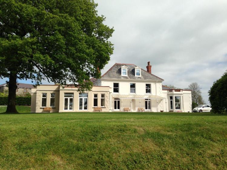 Mansion House Llansteffan Hotel Review, Carmarthenshire, Wales ...
