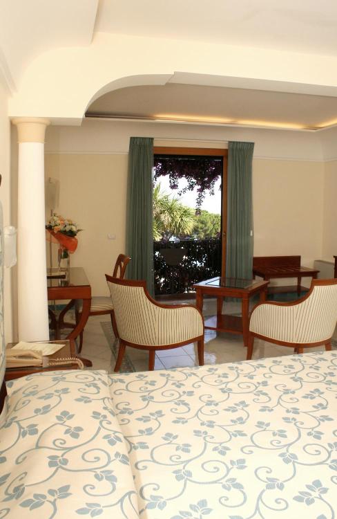 Hotel Rufolo Review, Ravello, Amalfi Coast, Italy | Travel