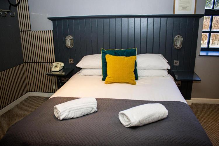 The Ragged Cot Hotel Review, Minchinhampton, England | Telegraph Travel