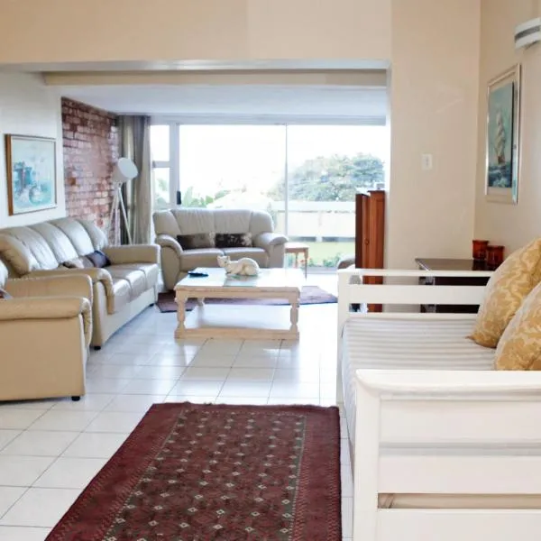 305 Guest House in Amanzimtoti, South Africa - 800 reviews, price from ...
