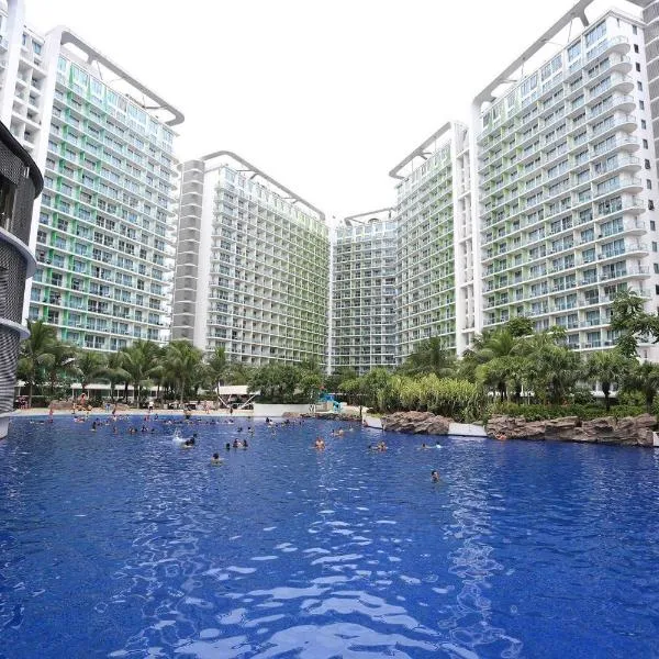 Maui suite Azure Urban resort and residences in Manila, Philippines ...