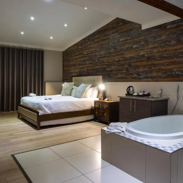 Umuzi Lodge in Secunda, South Africa - reviews, prices | Planet of Hotels