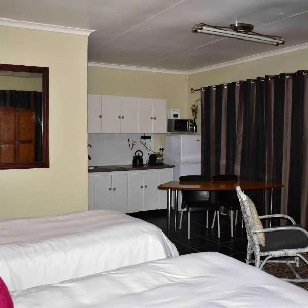 Umuzi Lodge in Secunda, South Africa - reviews, prices | Planet of Hotels