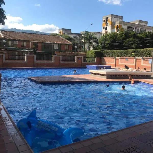 Centro Vacacional El Saman en Cali, Colombia - opiniones, precios ...