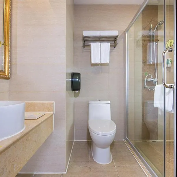 Vienna 3 Best Hotel Shenzhen Henggang Cuihu Shangzhuang - Longgang, Китай - цена от $48, отзиви ...