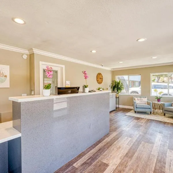 Petit Soleil - Bed, Breakfast and Bar - San Luis Obispo, USA - Updated ...
