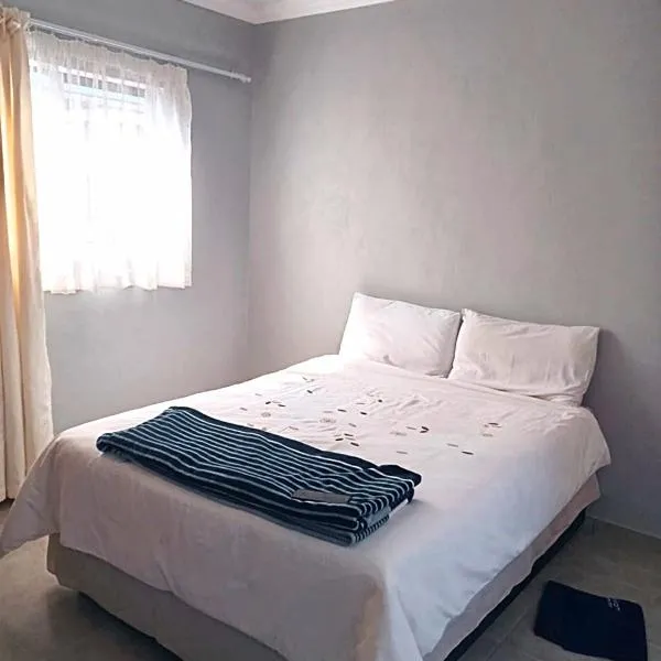 Umuzi Lodge in Secunda, South Africa - reviews, prices | Planet of Hotels