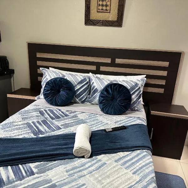 Blueberry Hill Hotel in Roodepoort, South Africa - reviews, price from ...