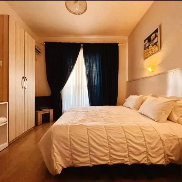 Studio in Bllok Tirana en Tirana, Albania - opiniones, precios | Planet of Hotels