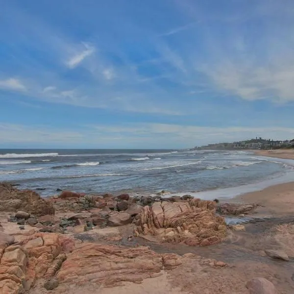 Sea n Sky in Uvongo Beach, South Africa - 200 reviews, price from $60 ...