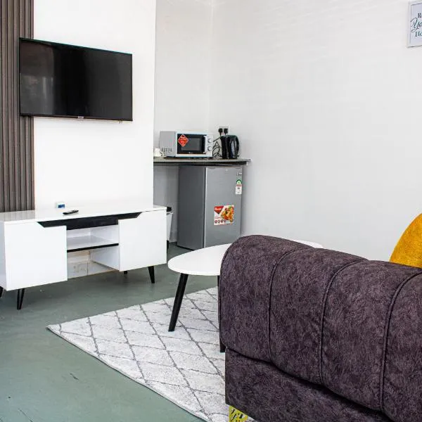 BLOOMING SUITES in Naivasha, Kenya - reviews, prices | Planet of Hotels