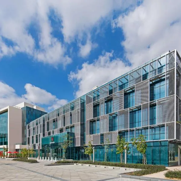 Hussain Sharaf Building in Dubai, United Arab Emirates - reviews ...