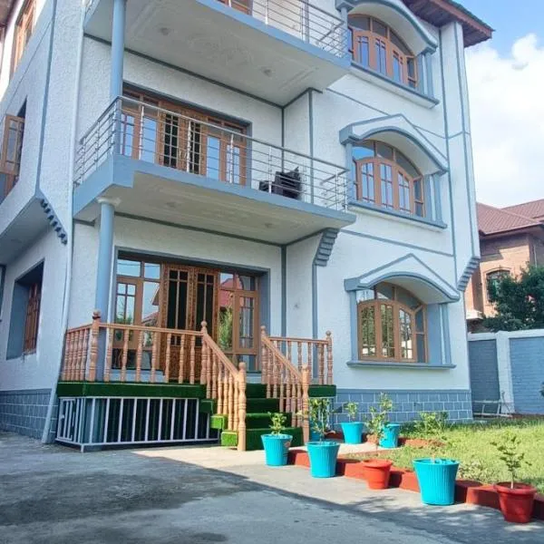 Hotel SnowLand, Srinagar - Srinagar, India - Updated 2026: Hotel prices ...