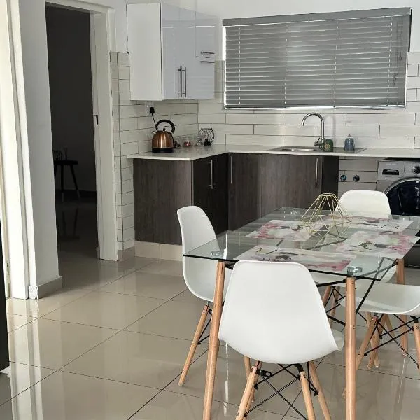 Umuzi Lodge in Secunda, South Africa - reviews, prices | Planet of Hotels