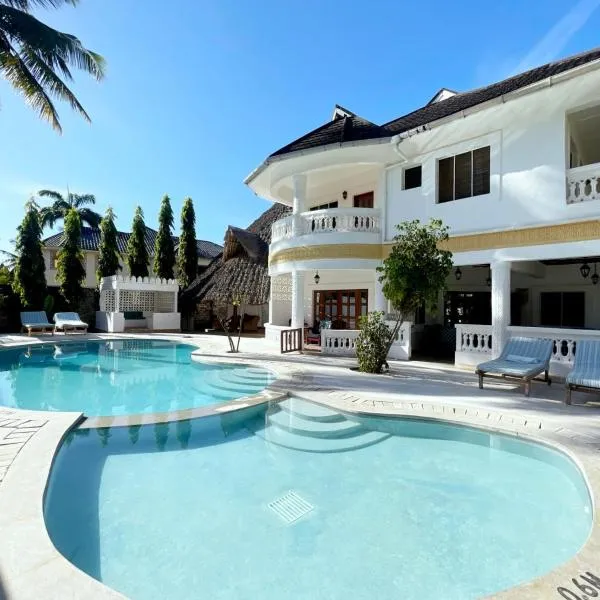 Lala Galu in Diani Beach, Kenya - reviews, prices | Planet of Hotels