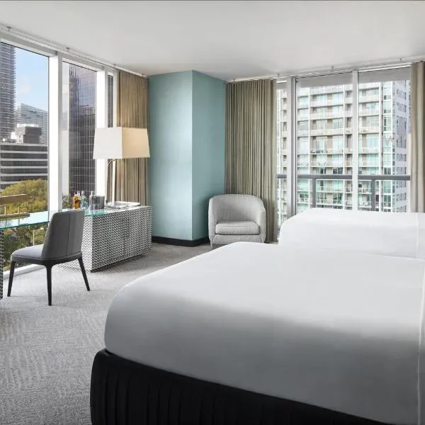 NEW!!! W Brickell Miami- ICON DELUXE LOUNGE with 2 masters (FL ...