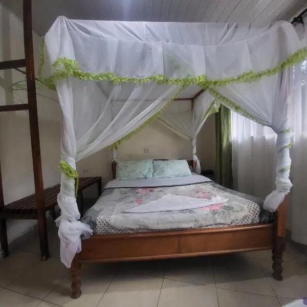 BLOOMING SUITES in Naivasha, Kenya - reviews, prices | Planet of Hotels
