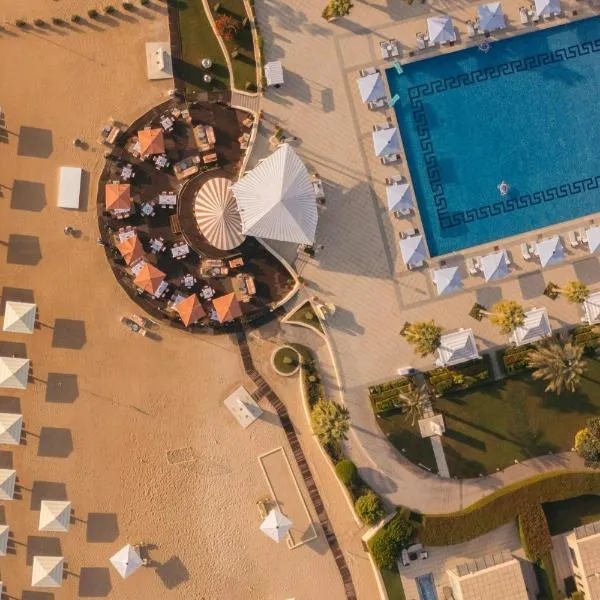 The Eight Hotel & Residences Doha, Curio Collection, Qatar - reviews ...