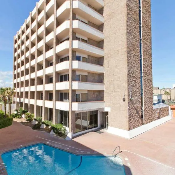 Tiki SPI Beachfront Condo, RIGHT ON THE BEACH! in South Padre Island ...
