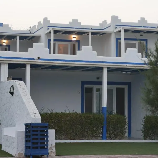 Beach house Ashkhara - апартаменты в Аль Шаркии, цены на размещение ...